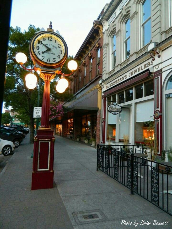 The Downtown Walla Walla Wine District - A Tasting Itinerary - Visit Walla Walla