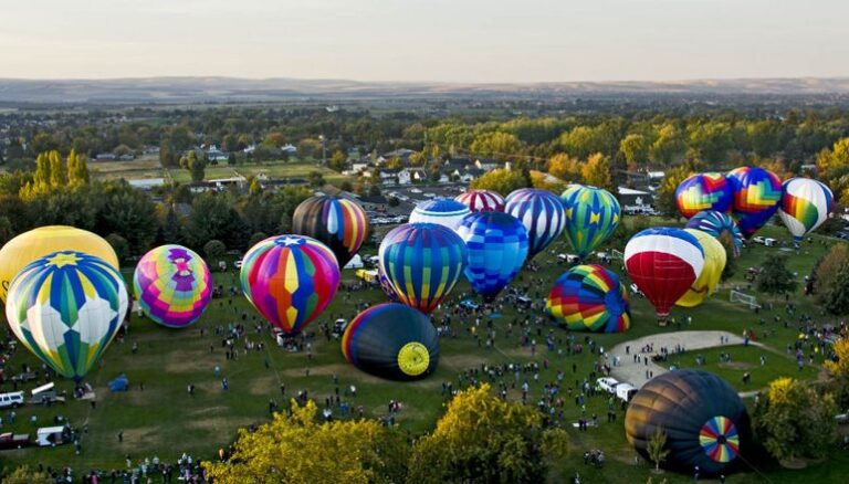 Soak in the magic of the Walla Walla Balloon Stampede - Visit Walla Walla