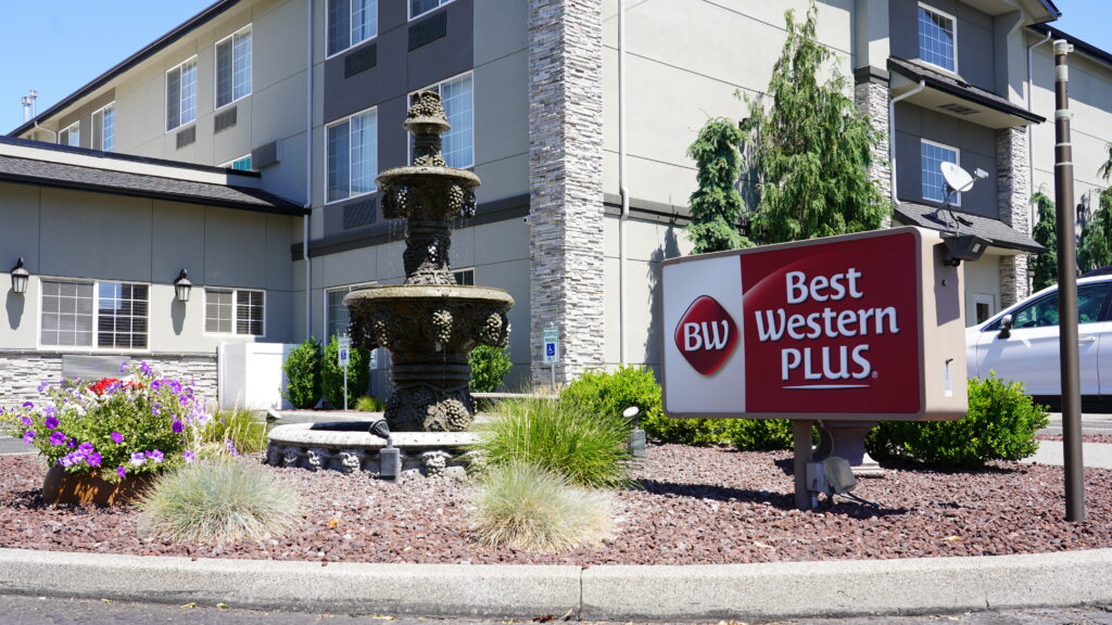 Near the heart of Walla Walla activity: Best Western Plus Walla Walla ...